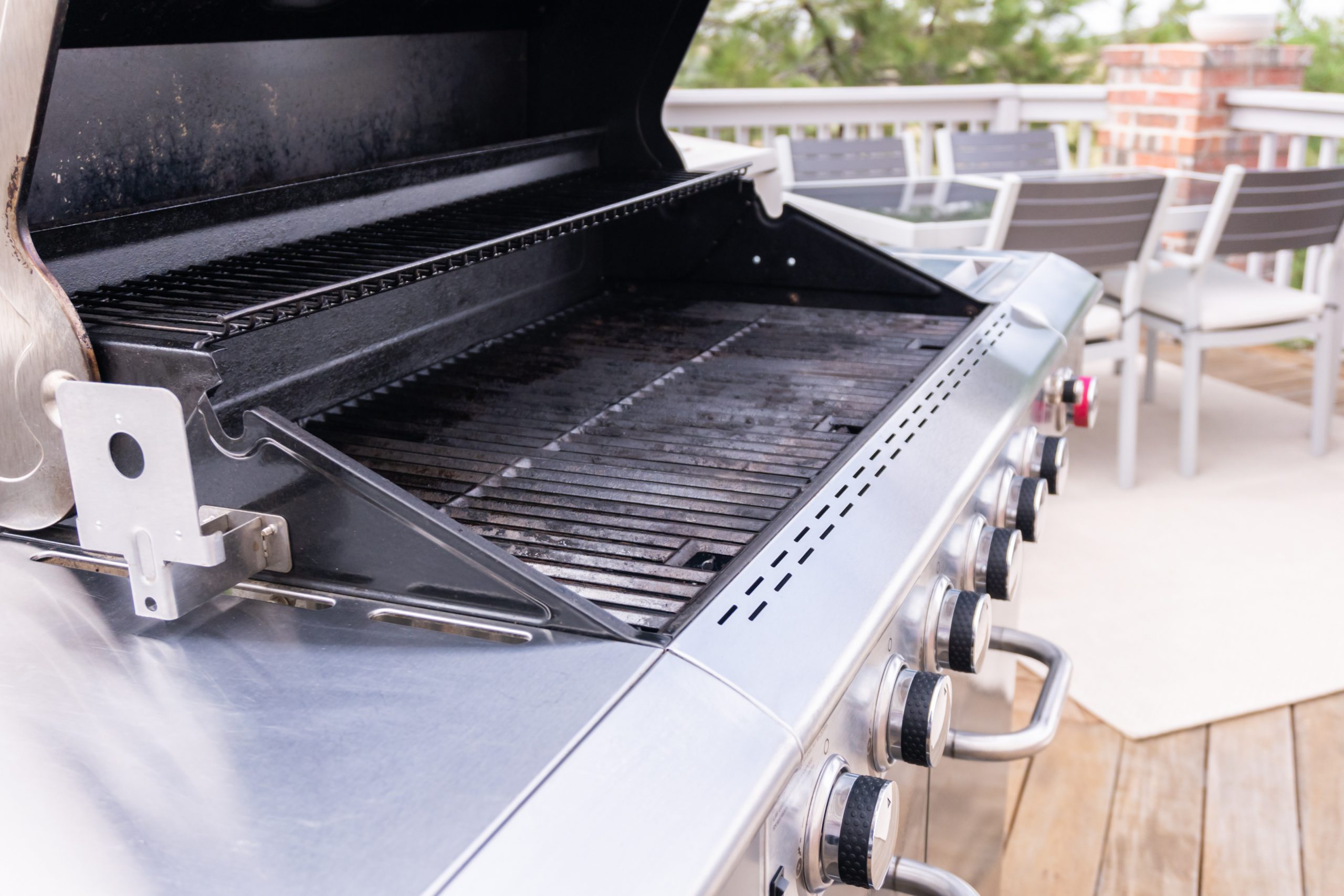 How to Prepare Your Grill For The Cooler Season - Appliance Master ...